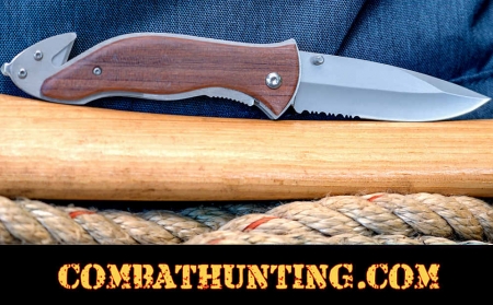 K138 Knife with glass breaker and seatbelt cutter - Pocket Knives